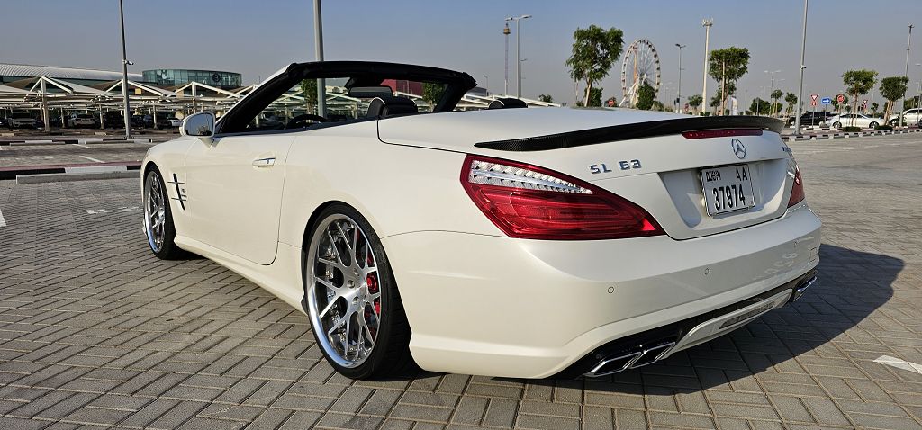 Mercedes SL350 AMG SL63 Body Kit – 14,000 km! – 100% Accident and Flood ...